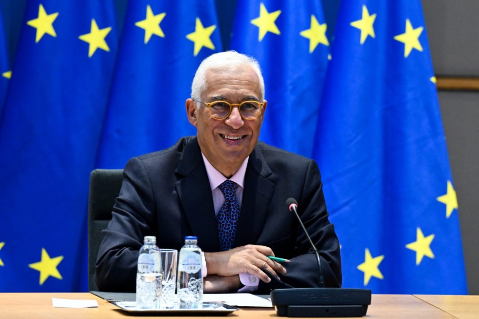 Europe’s 2025: Security, competitiveness and political turbulence | European Newsroom