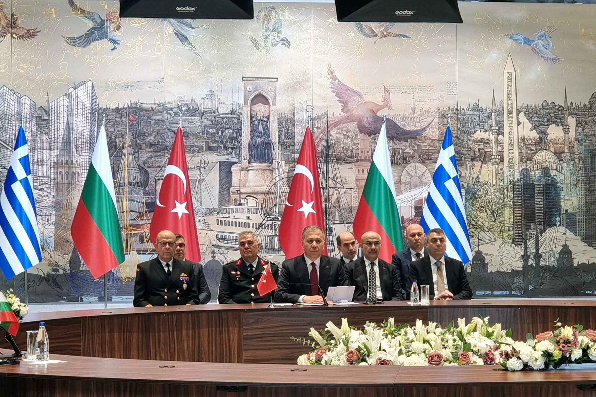 The Bulgarian caretaker minister of interior affairs stated that an ...